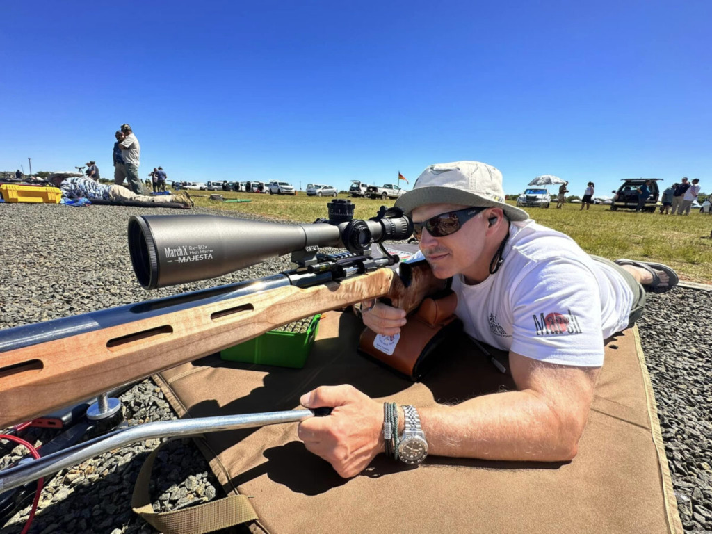 8-80×56 High Master Majesta scope with a MD disk (modifier disk) at F ...