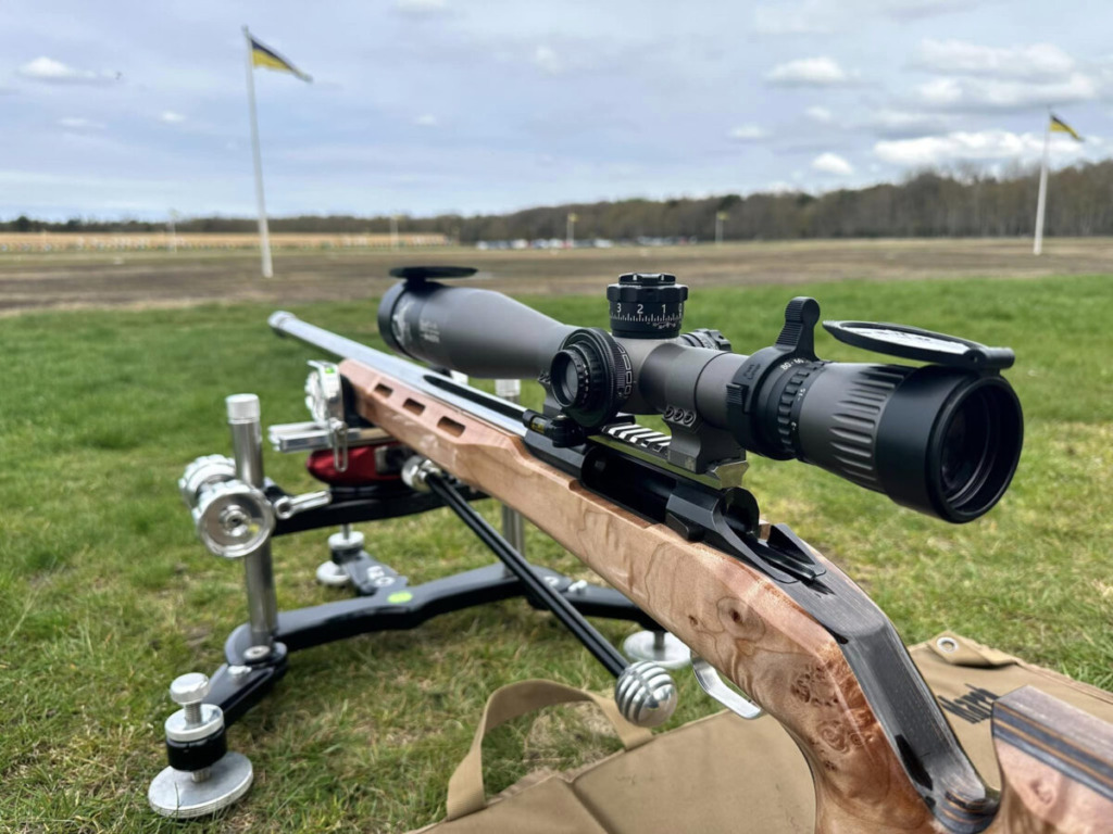 Shooting with March 8-80×56 MAJESTA High Master Scope in the GBFCA ...